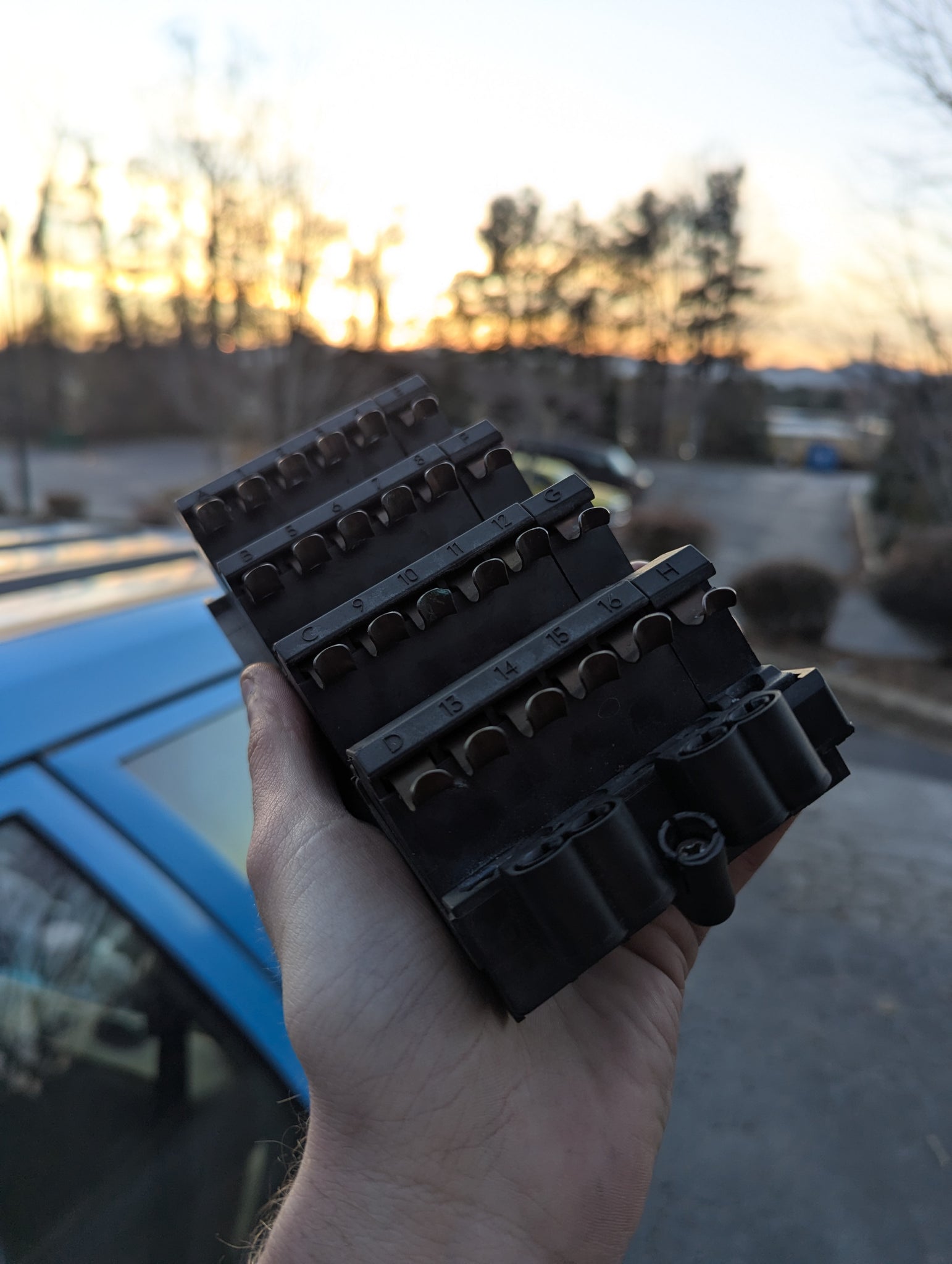 PRE-ORDER - Mercedes W124 Blade Fuse Box Upgrade Kit – Holy Grail Labs